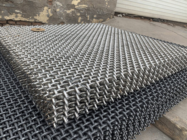 Crimped Wire Mesh Manufacturer | Durable Mining & Industrial Screens